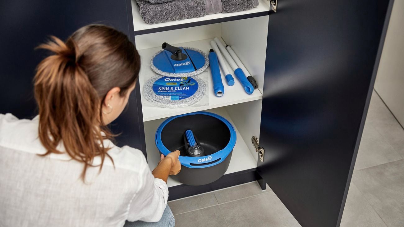 The Oates Spin Mop Is A Revolution In Cleaning - Bunnings Australia