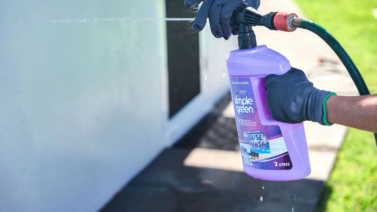 Guide To Cleaning Your Home Exteriors In An Eco Friendly Way With ...
