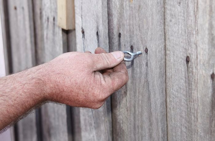 How To Install Bamboo Screening - Bunnings New Zealand