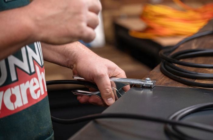How To Set Up And Use An Arc Welder - Bunnings Australia
