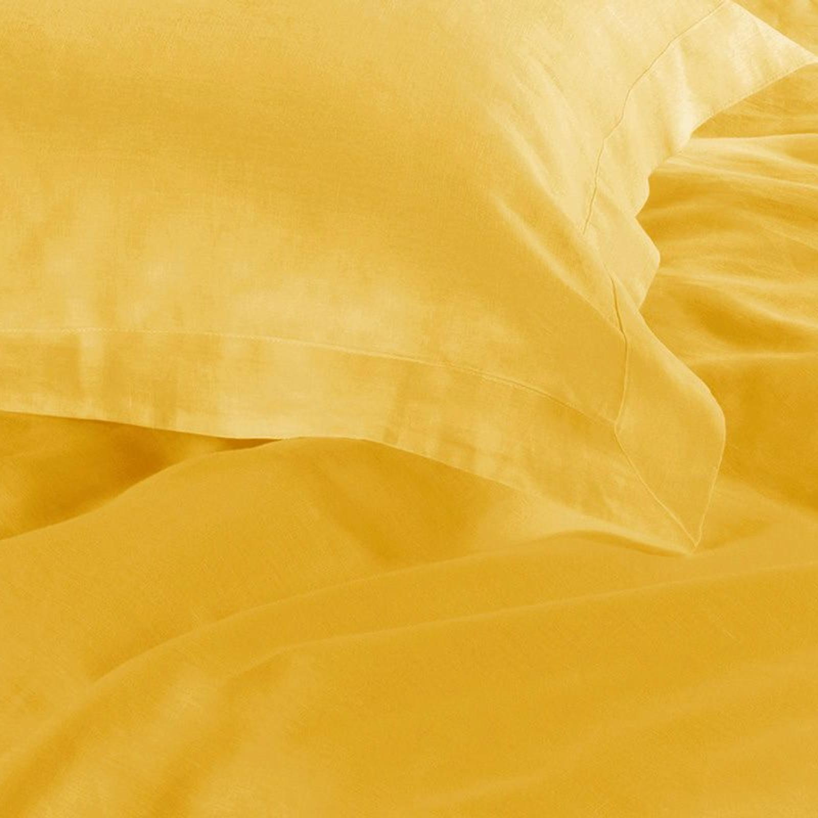 Fabric Fantastic Tailored 1000TC Ultra Soft Double Size Yellow Quilt ...