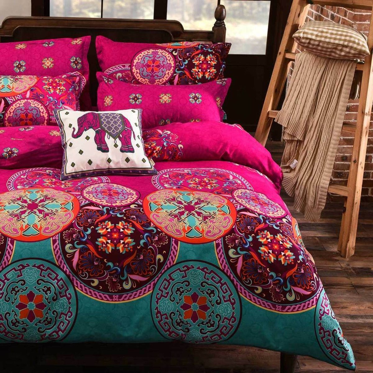 Everly Mandala Quilt Cover Set( Queen size ) - Bunnings Australia