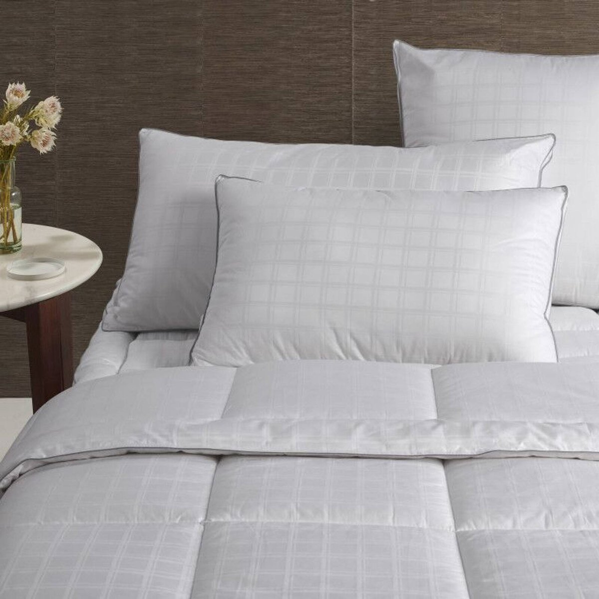 Accessorize Bedroom Collection Deluxe Hotel Quilt - Bunnings Australia