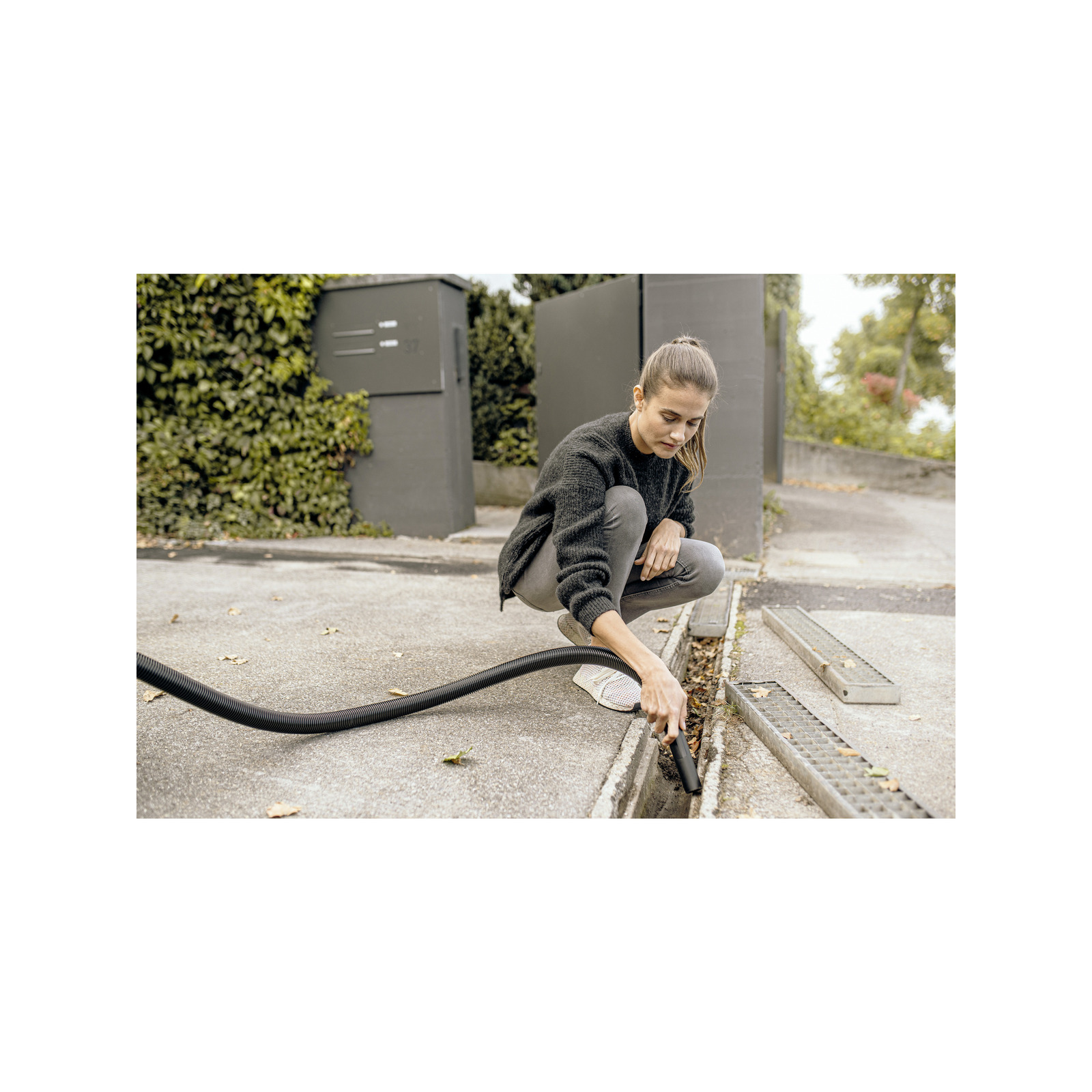 Karcher Wet and Dry Vacuum WD 2 Plus - Bunnings Australia
