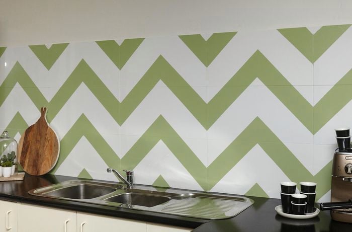 How To Paint a Tiled Splashback - Bunnings Australia