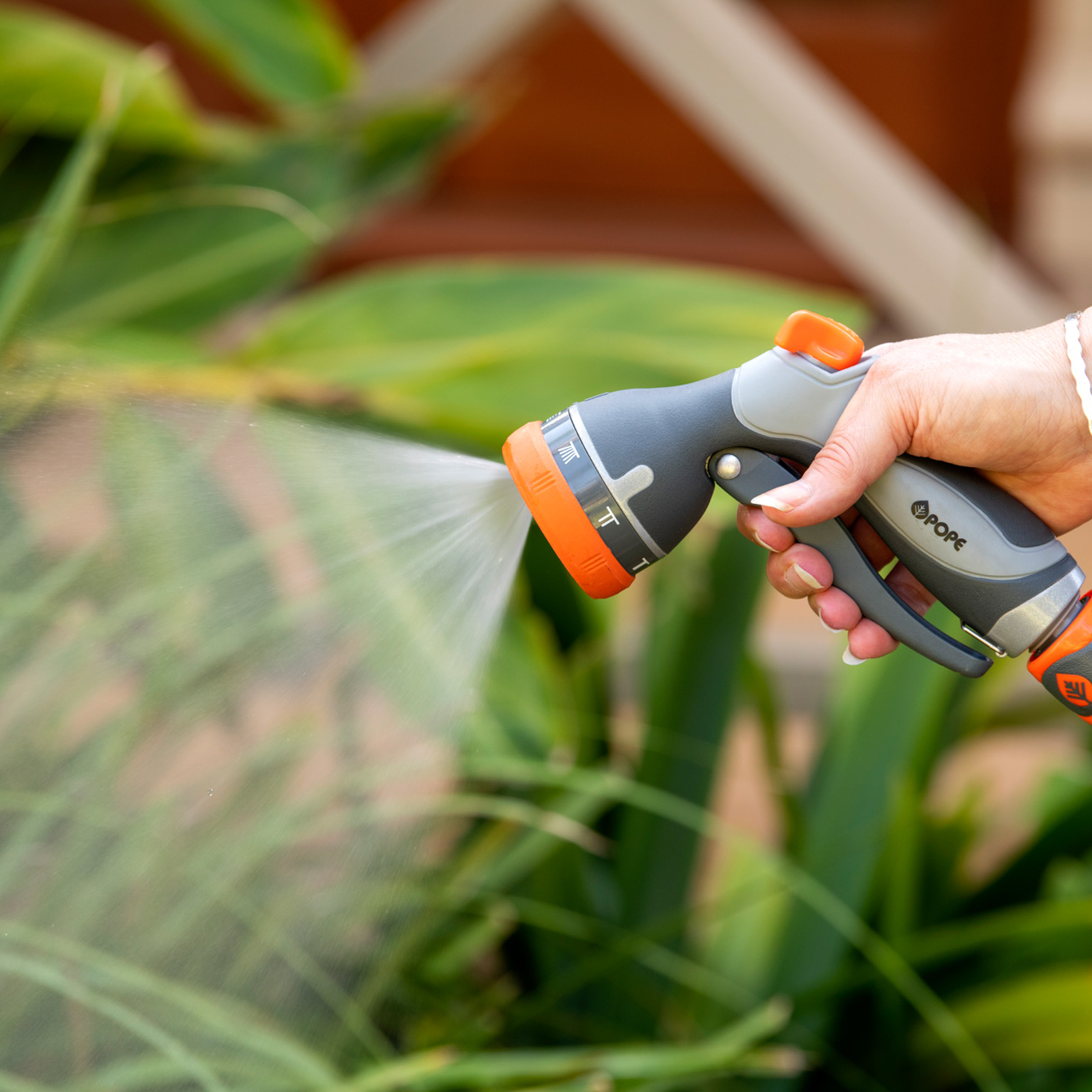Pope Deluxe Hand Spray - Bunnings Australia