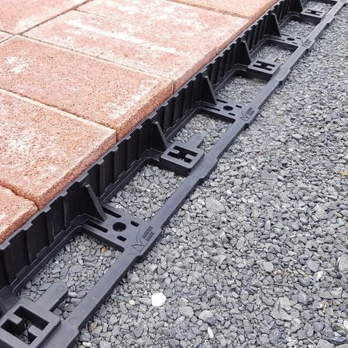 Strol 2.4m PaveMaster Max Edging - Bunnings New Zealand