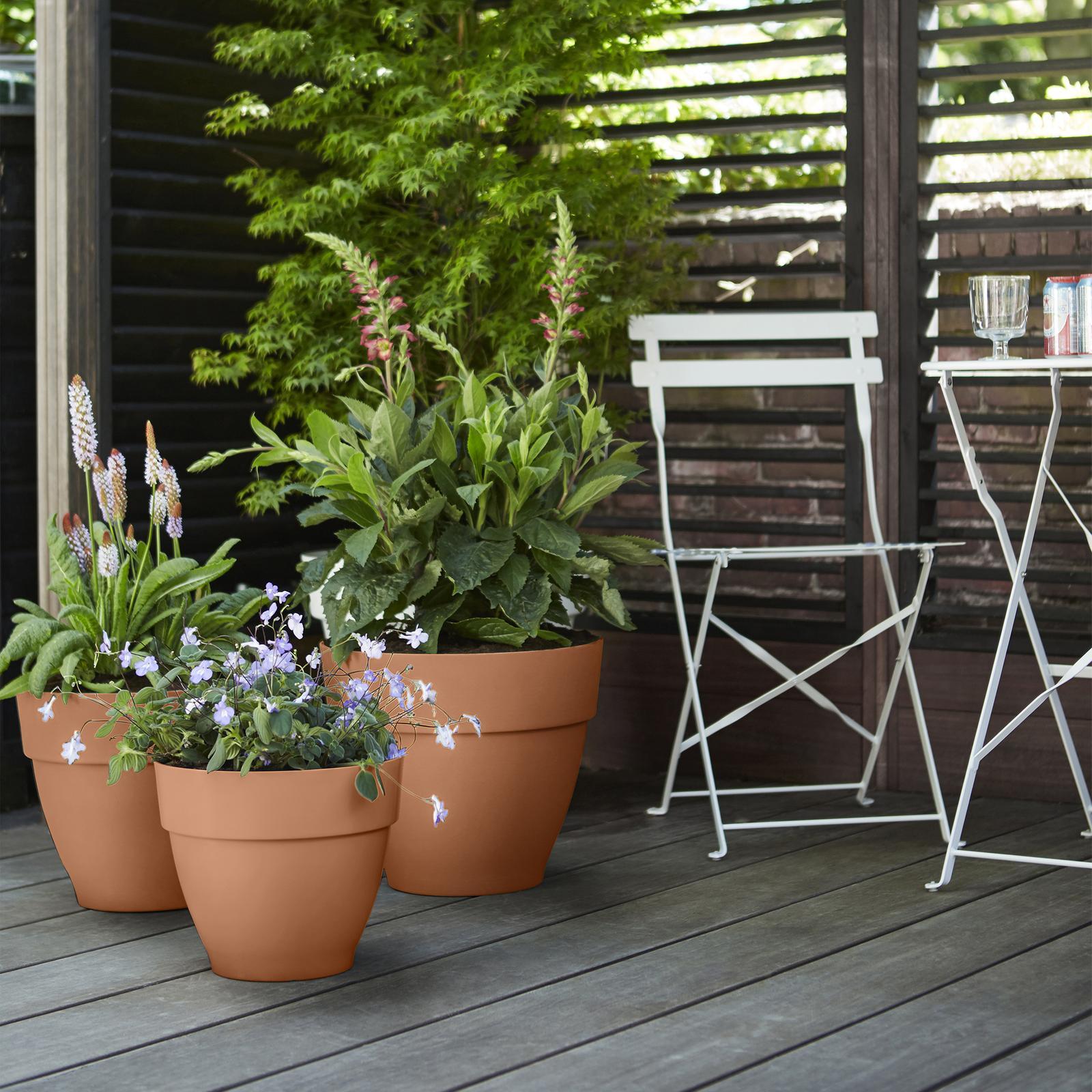 Elho 40cm Terracotta Vibia Outdoor Plant Pot - Bunnings Australia