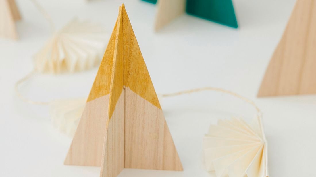 Create D.I.Y. Christmas Tree Decor - Bunnings Australia