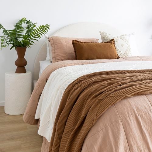 French Flax Linen Quilted Coverlet - Queen/king - Bunnings Australia