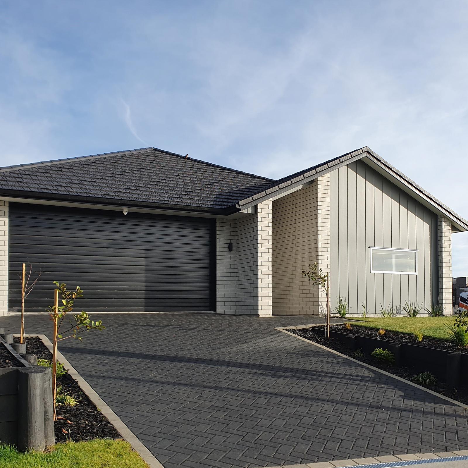 WestStone 230 x 115 x 40mm Charcoal Paris Paver - Bunnings New Zealand
