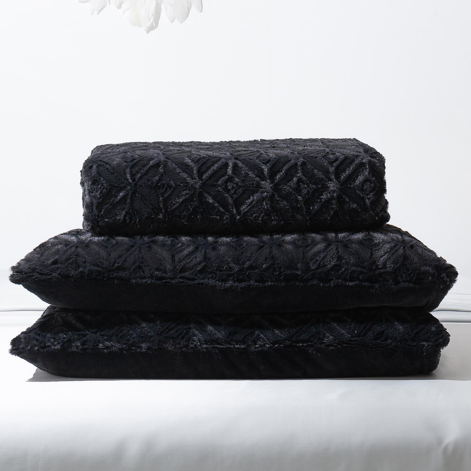 Dreamaker Teddy Fleece Embossed Quilt Cover Set Geometric Charcoal ...