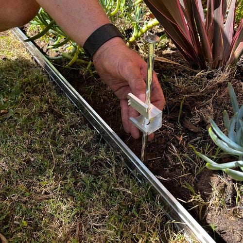 Tuff Edge 300mm Edging Spike - 18 Pack - Bunnings Australia