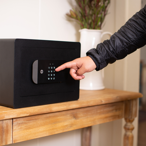 Yale 250 x 350 x 300mm Smart Safe - Bunnings Australia