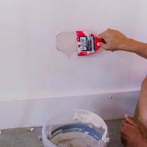 Gyprock CSR 1.5kg DIY Rapid Plaster Repair Kit - Bunnings Australia