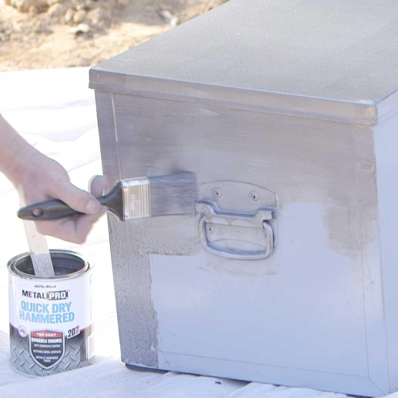 Dy-Mark 4L Hammered Silver MetalPro Quick Dry - Bunnings Australia