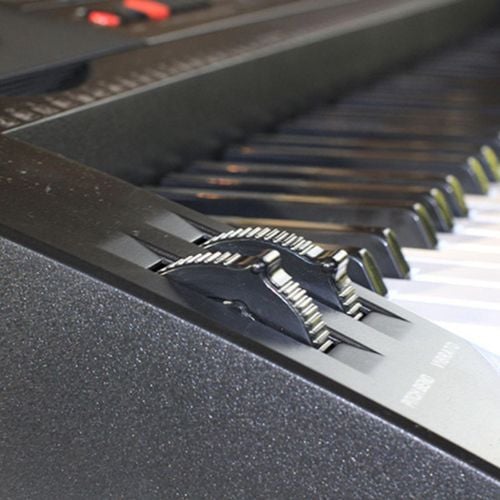 Axiom Student Beginner Keyboard with Touch Response - Bunnings Australia