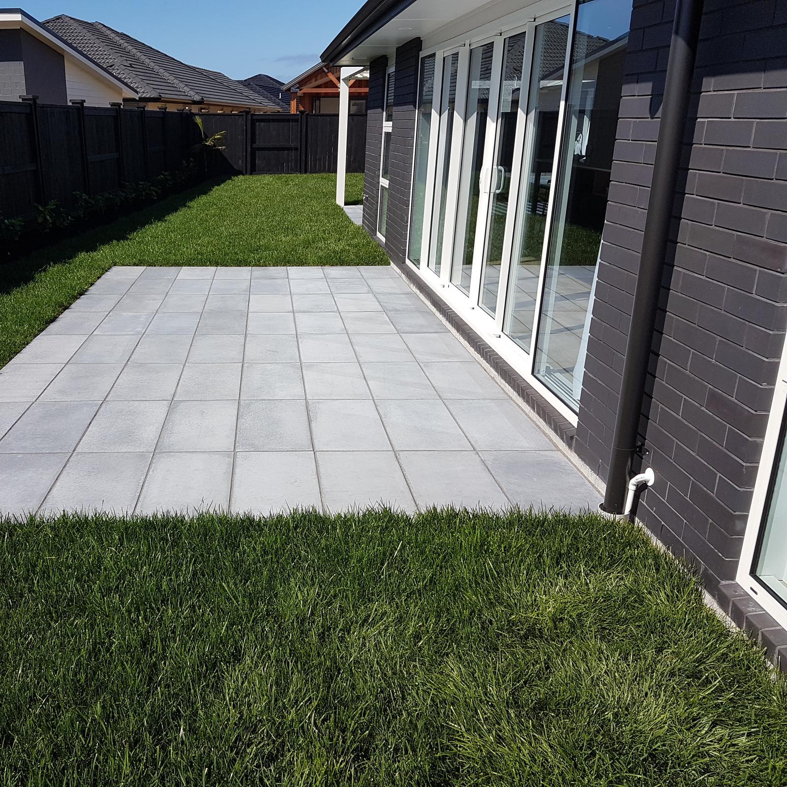 WestStone 600 x 300 x 37mm Slate Grey Contemporary Paver - Bunnings New ...