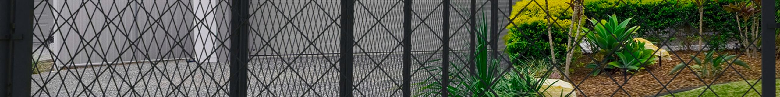 PEAK No Dig Mesh Fencing - Bunnings Australia