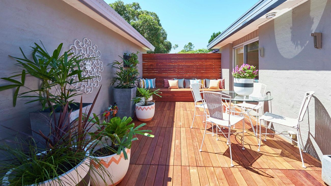 Buying Guide: Modular Decking Systems - Bunnings Australia