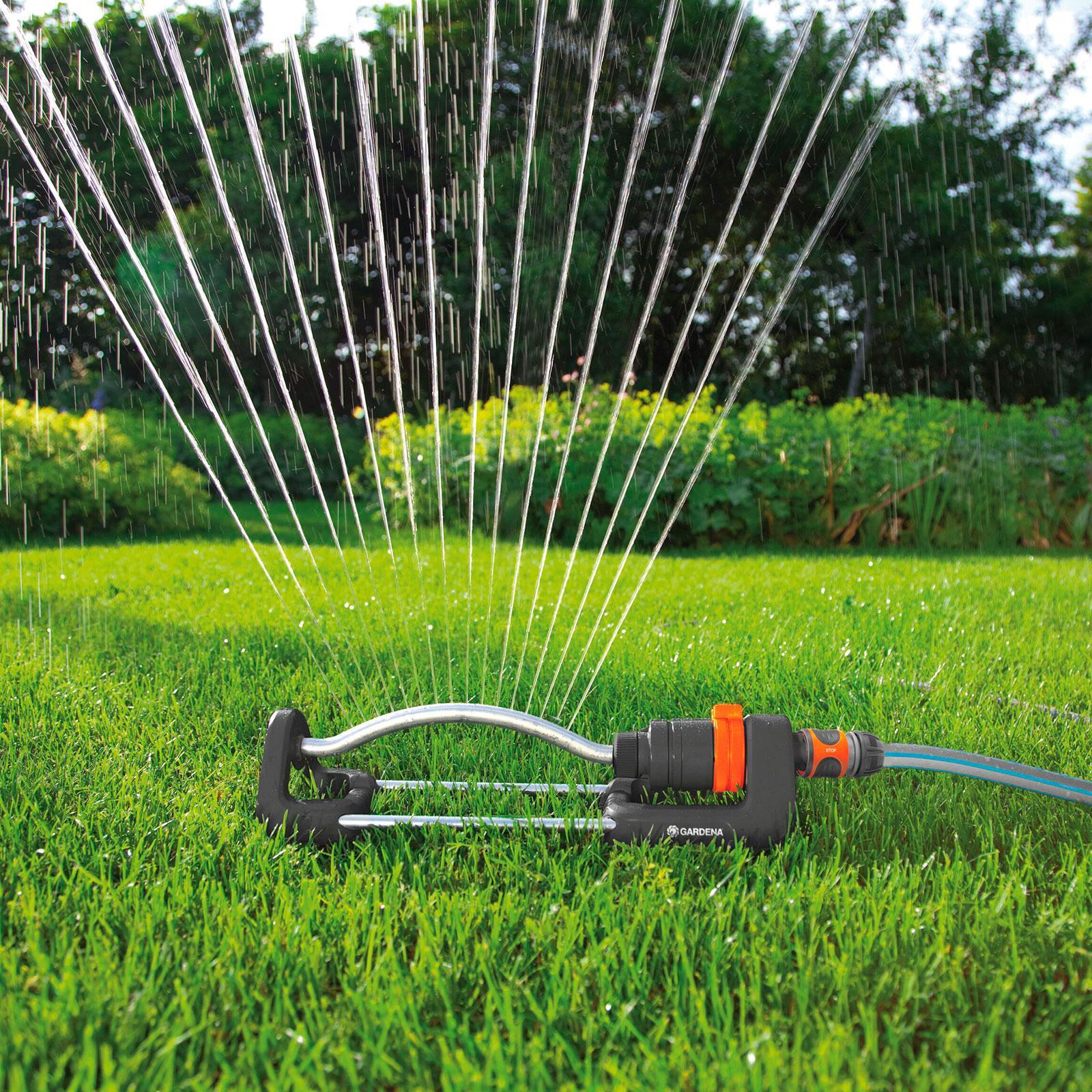 GARDENA Aqua S Oscillating Sprinkler - Bunnings Australia
