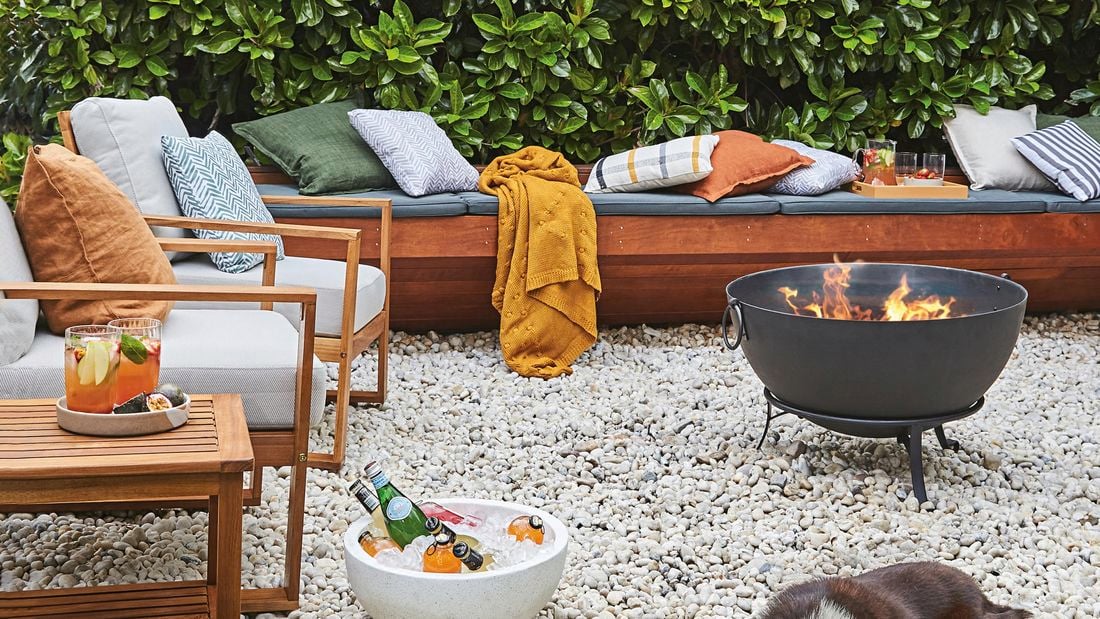 Buyer’s Guide To Outdoor Heaters - Bunnings Australia